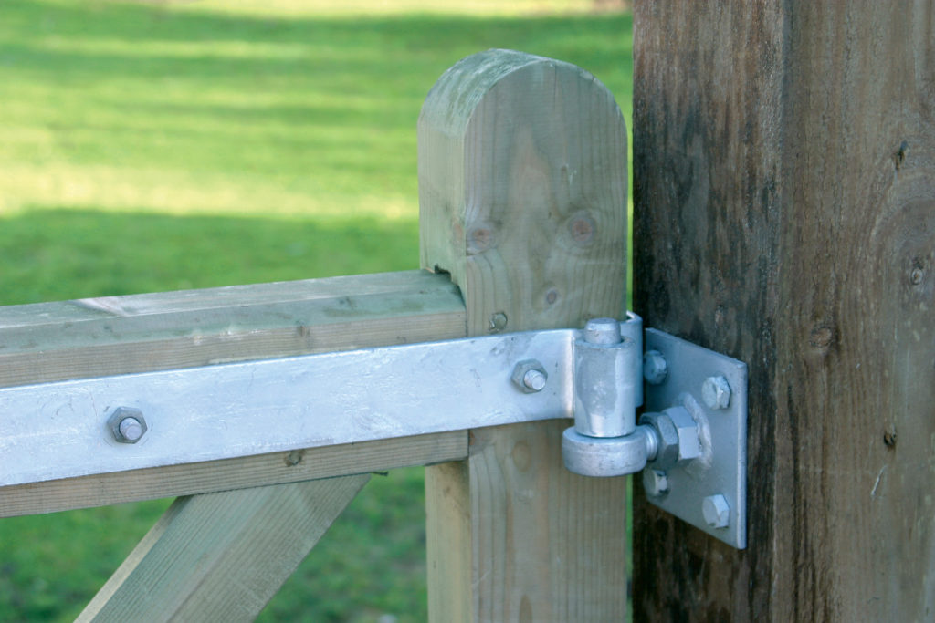 Advice on Gate Ironmongery - Duncombe Sawmill