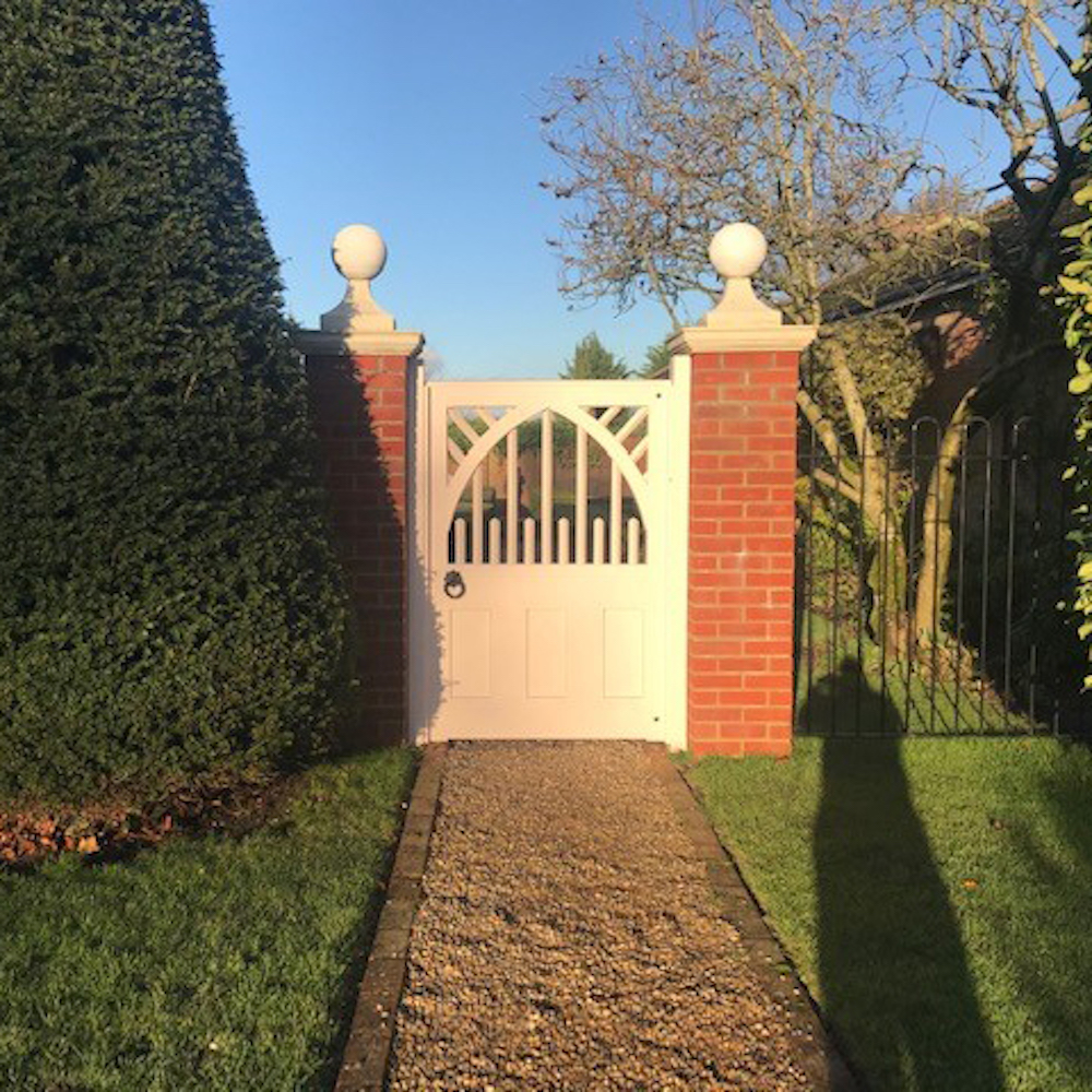 Duncombe Sawmill wooden gates, agricultural fencing & garden fencing